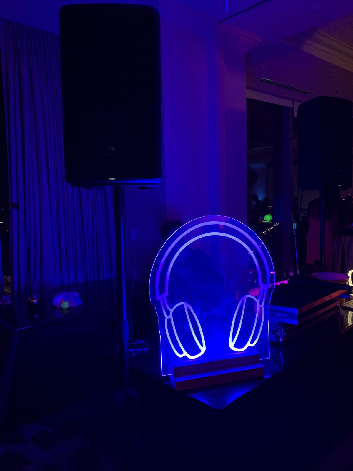 Custom Made LED Acrylic Light Up Display Sign in Board or Centerpieces ...