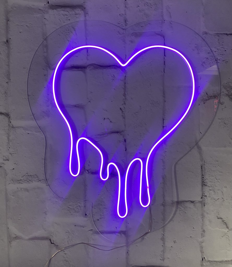 MELTING HEART DRIPPING Heart Neon Sign, Light, Office, Living Room ...